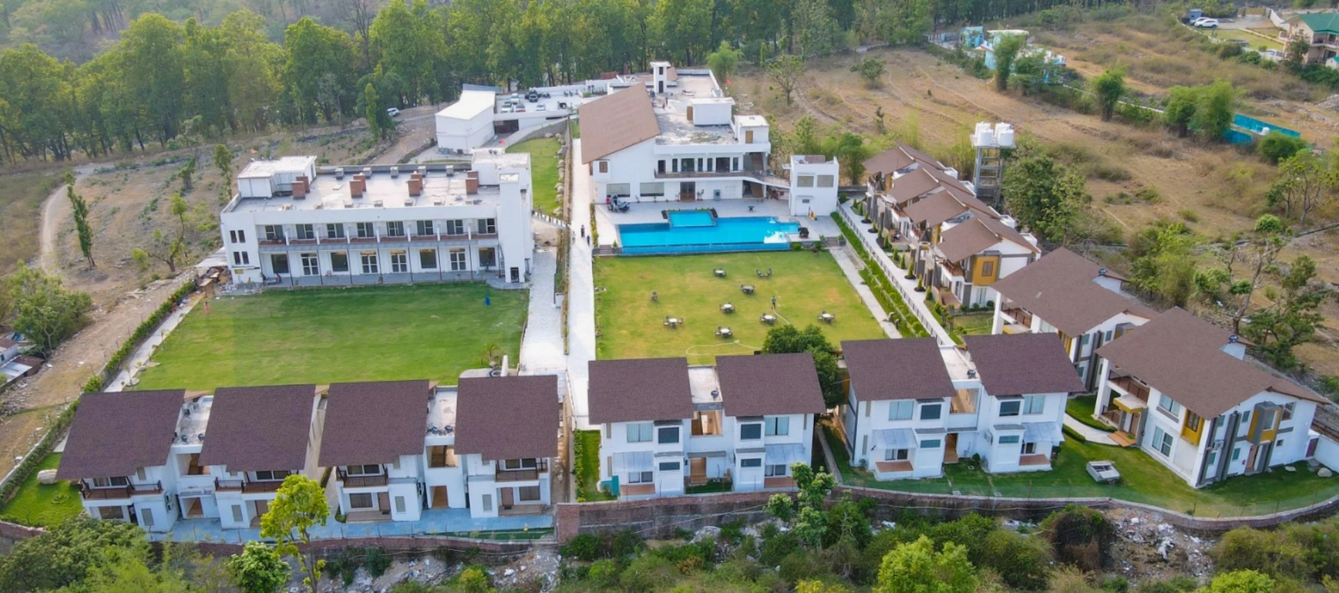 Best Luxury Hotels in Jim Corbett By Delight Stay
